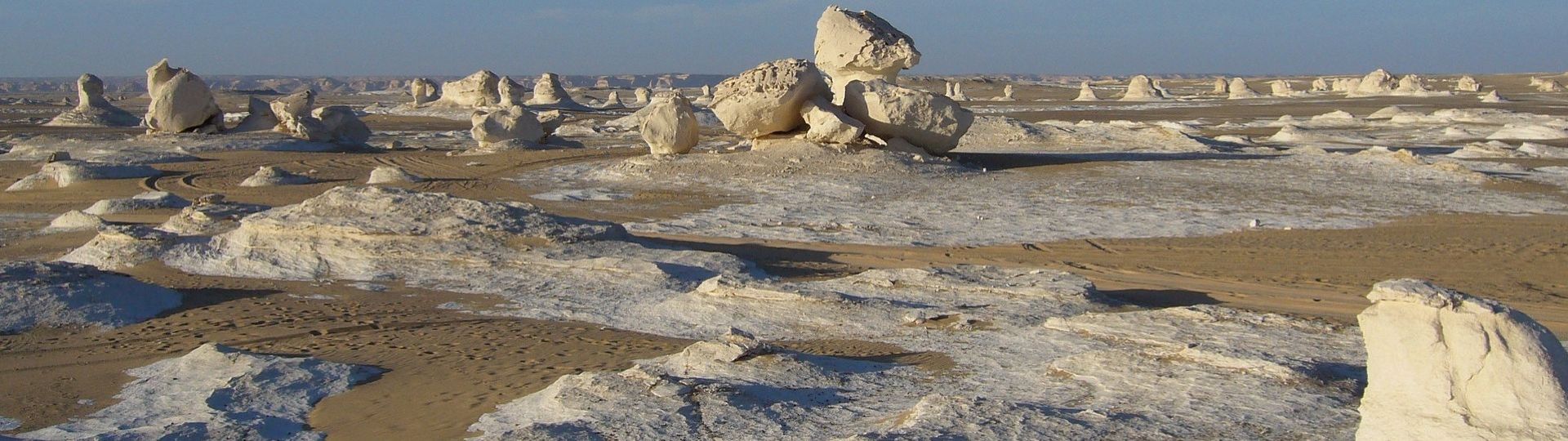 DESTINATIONS - White desert - Luxotour